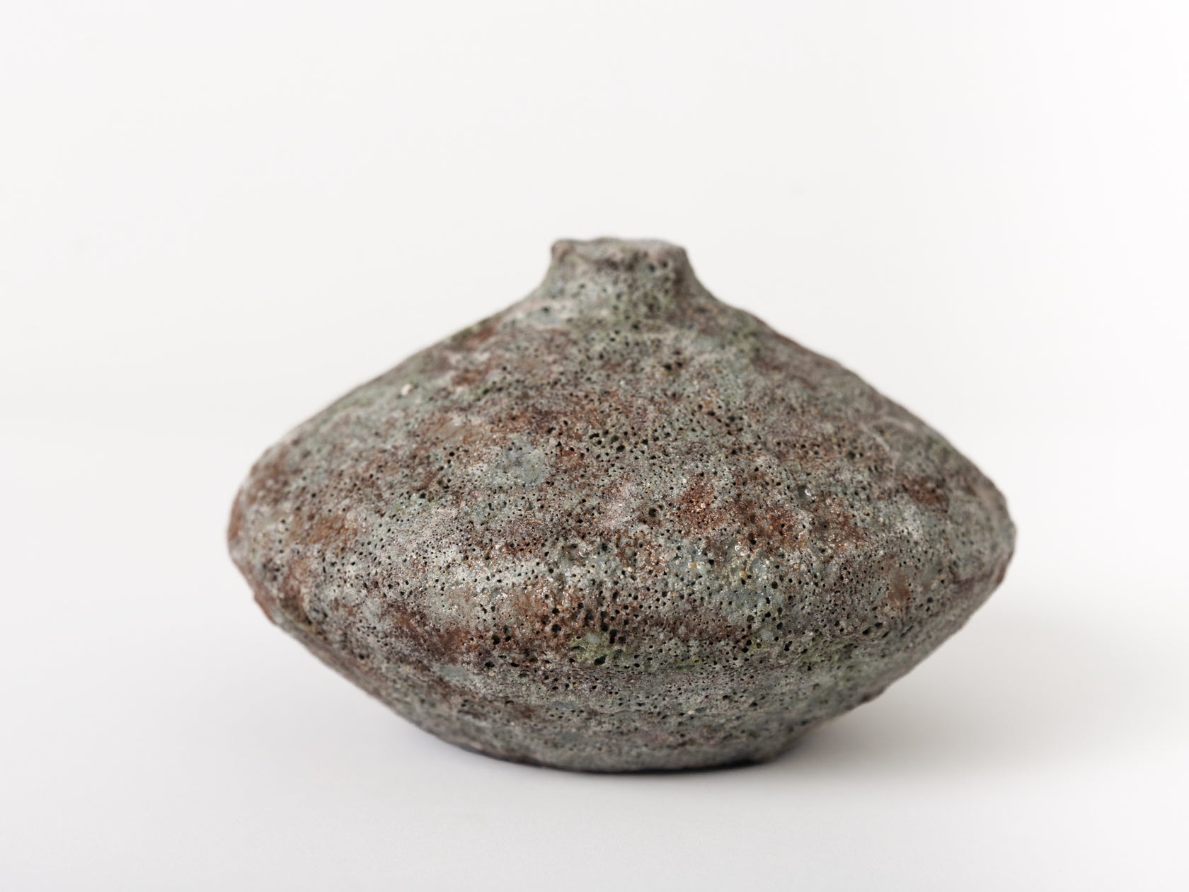 Ceramic Lava Vase, Rust – Devon Liedtke